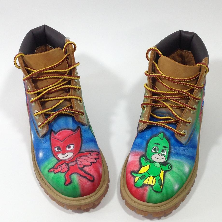 Shoes Apparel Gallery – Long Island Airbrush Artist